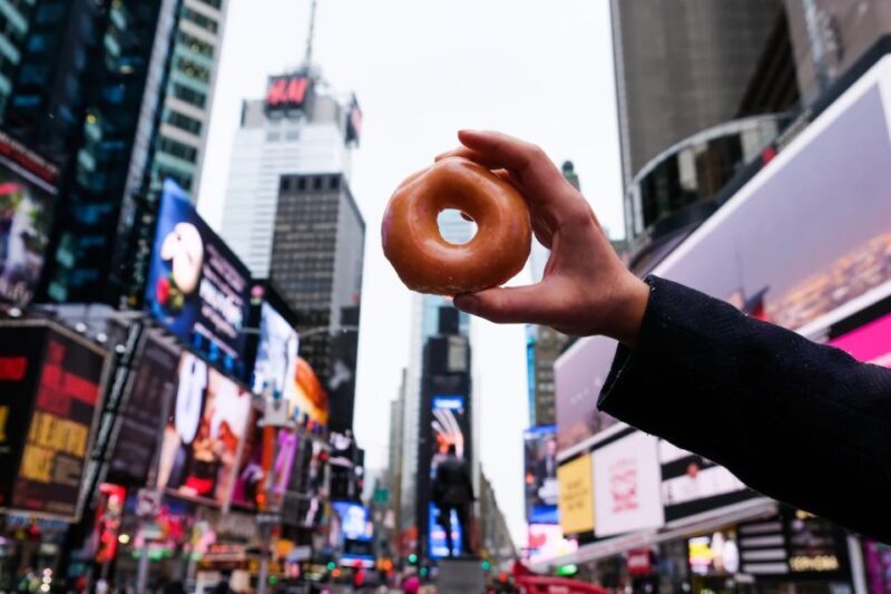 NYC: Midtown Holiday Donut and Hot Chocolate Adventure - Final Thoughts: Who Will Love This Tour?