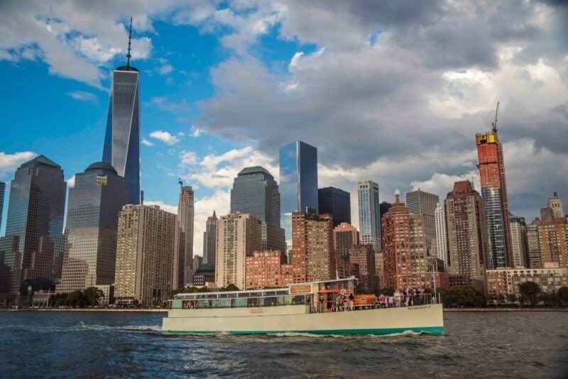NYC: Night Holiday Lights and Cocoa Cruise - Who Should Consider This Experience?