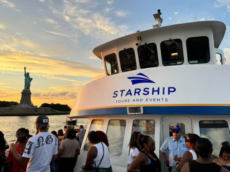 NYC: Starship Sightseeing Cruise Midtown or Downtown - Key Points