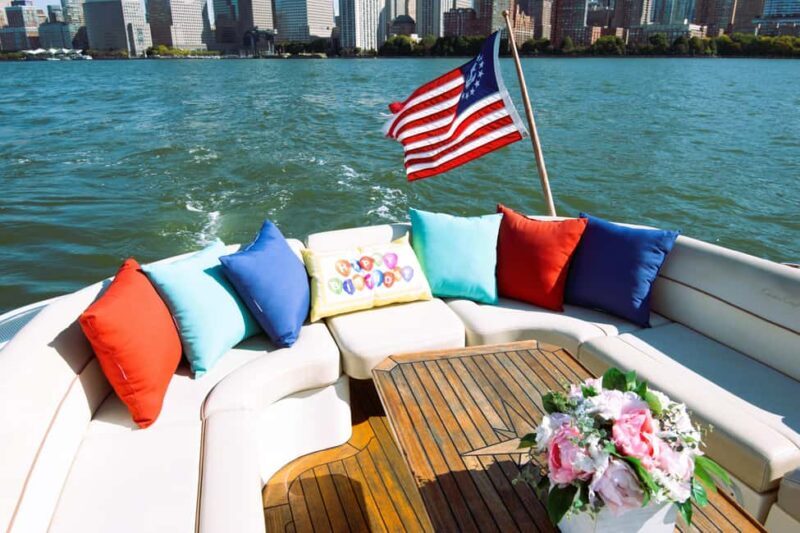 NYC: Statue of Liberty Private Yacht Tour - FAQs