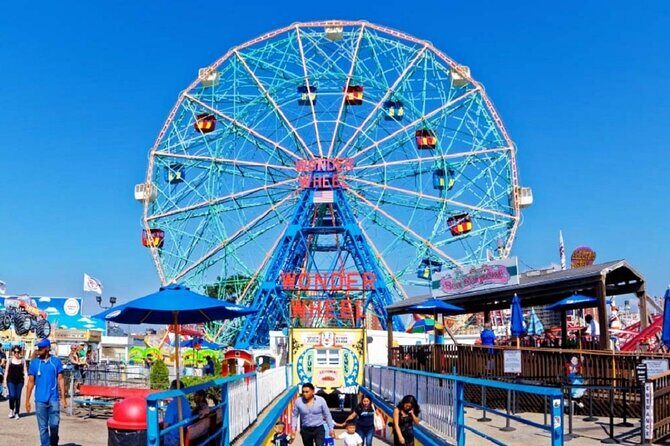 NYC TV and Movie Williamsburg Half Day Tour - Brooklyn Bridge: The Star of Many Films