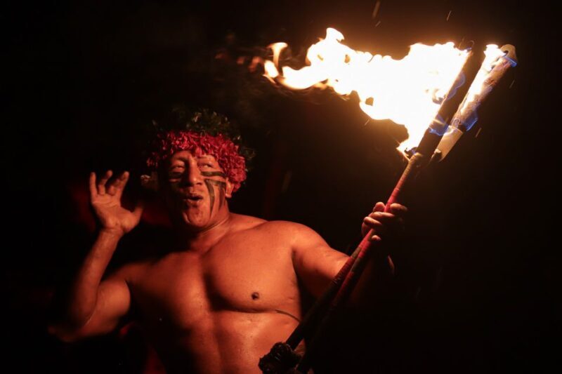 Oahu: Chief's Luau Dinner Show - Key Points