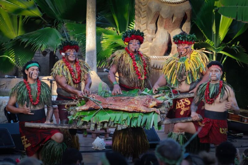 Oahu: Chief's Luau Dinner Show - What Makes the Chief’s Luau Stand Out?