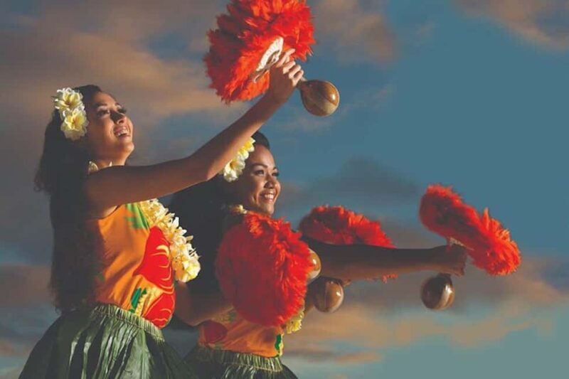 Oahu: Hilton Waikiki Starlight Luau - Key Points