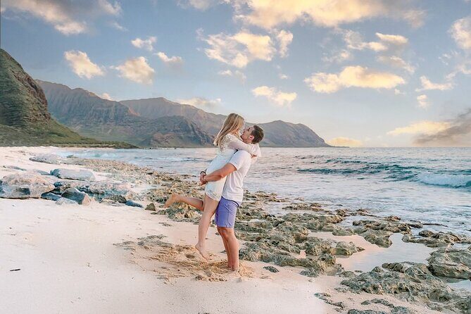 Oahu Professional Photographer Couples and Families - Who Should Consider This Tour?