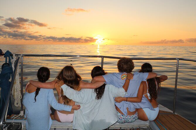 Oahu: Snorkel Sunset Cruise, Dolphin Watch with Hawaiian Buffet - A Detailed Look at the Experience