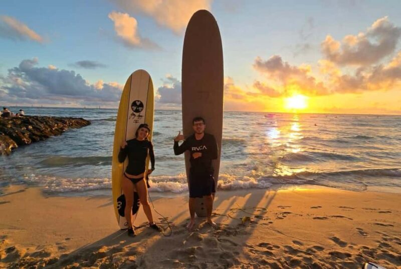 Oahu: Waikiki Beginner Private Surf Lesson- Female Guide - Introduction