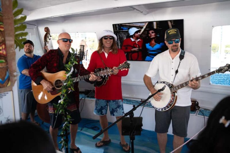 Oahu: Waikiki Sunset Cruise With Live Music Entertainment - Key Points