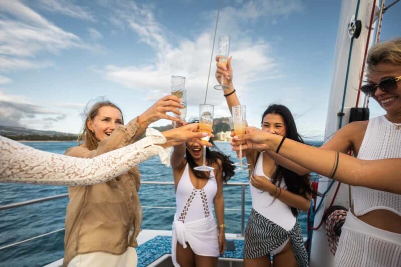 Oahu: Waikiki Sunset Cruise With Live Music Entertainment - Included vs. Not Included