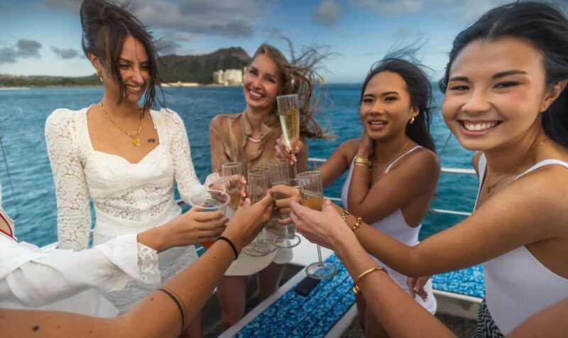 Oahu: Waikiki Sunset Cruise With Live Music Entertainment - Practical Tips for Booking and Enjoying Your Cruise