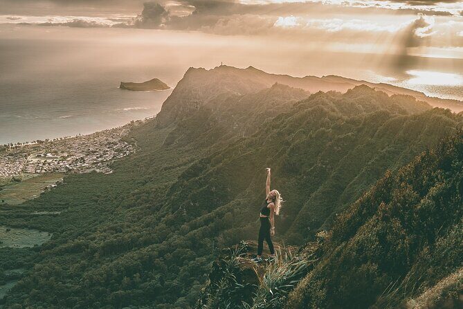 Oahu's iconic hikes - Kuliouou with photography - Key Points