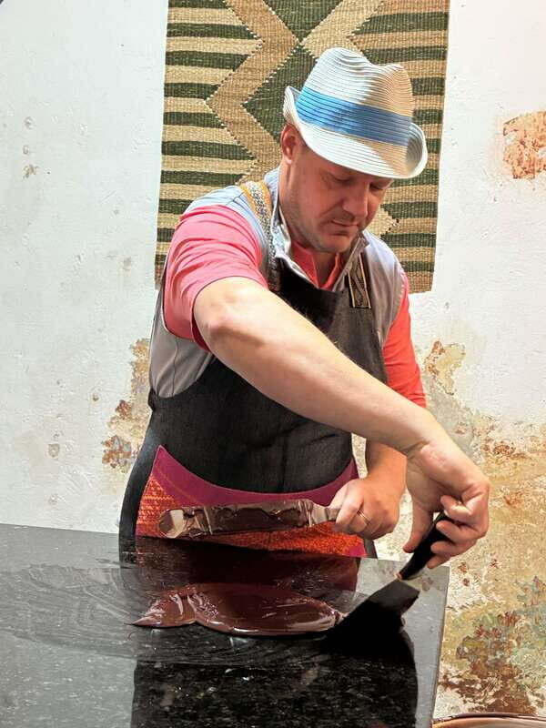 Oaxaca: Create Your Own Chocolate Bars - An In-depth Look at the Oaxaca Chocolate Workshop