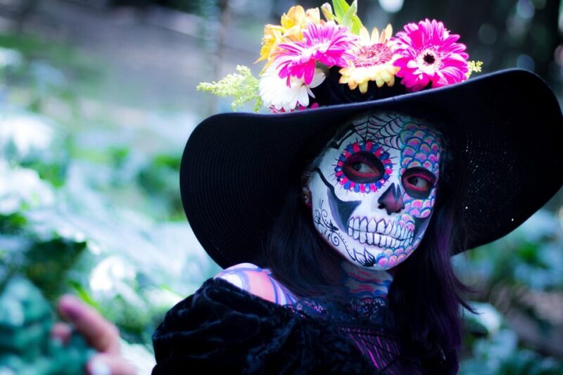 Oaxaca: Day of the Dead Evening Walking Tour with Dinner - Key Points