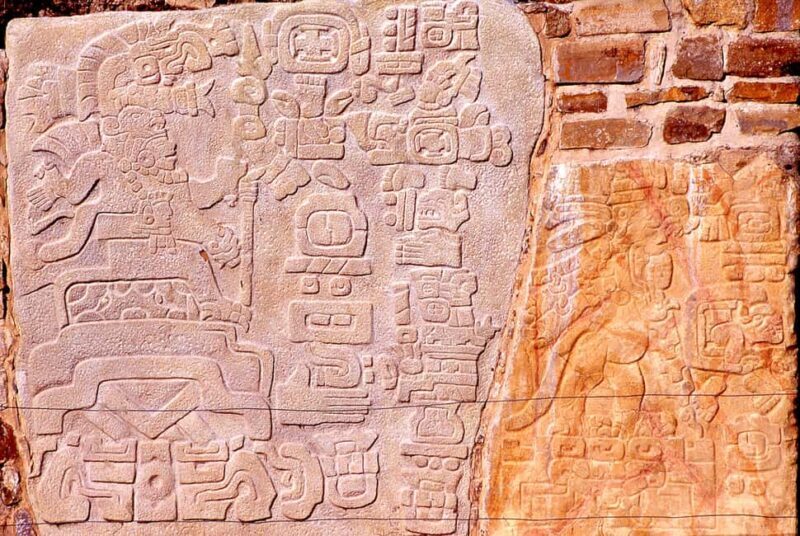 Oaxaca: Private Monte Albán Tour with Zapotec Tombs & Crafts - Visiting Teotitlán del Valle