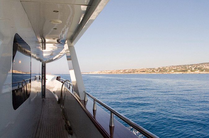 Ocean Flyer | VIP Cruise (Adults Only 18+) - Who is This Cruise Best Suited For?