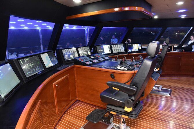 Ocean Vision: Show & Dance Night with buffet, open bar & transfer - Final Thoughts