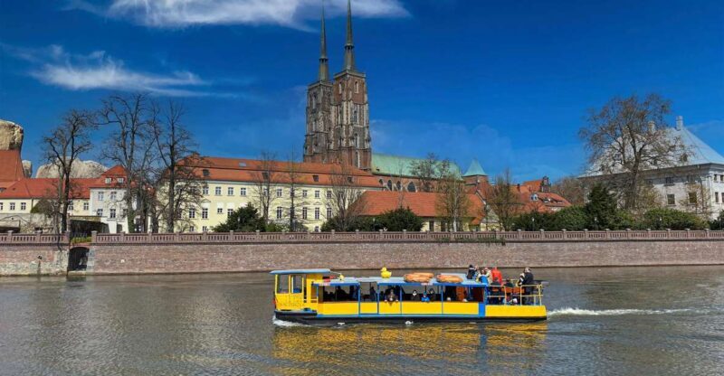 Oder river cruise and walking tour of Wroclaw - The Practical Aspects: What to Expect and Considerations  