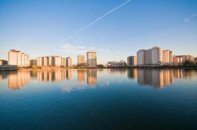 Offbeat Warsaw: Explore the Edgy & Artsy Praga District - Key Points