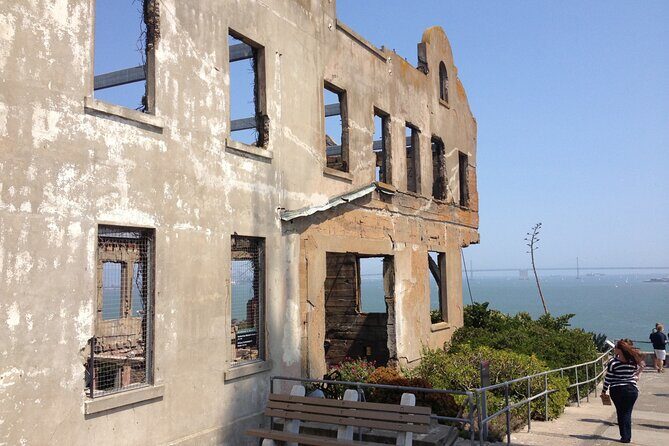 Official Alcatraz Tour with Bonus Bike Rental in San Francisco