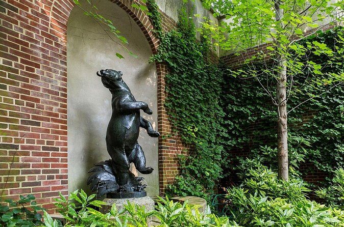 Official Who Built Central Park Walking Tour - Who Would Love This Tour?