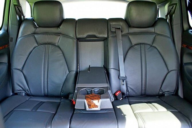 O'Hare Airport Transfer to Chicago, Sedan, Curbside - Top Rated - FAQ