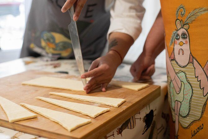 Ohlala Croissants in Paris! - What to Expect from the Croissant Baking Class