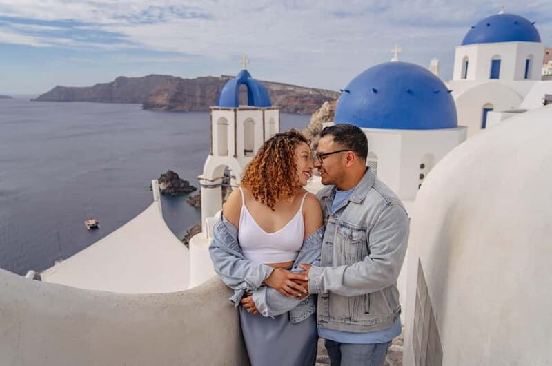 Oia: Couple Photoshoot Seprate Entrance to Blue Dome - Key Points