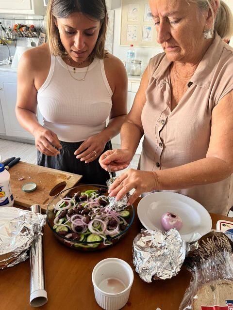 Oia: Greek Cooking Class and Lunch with a Local Grandmother - Key Points