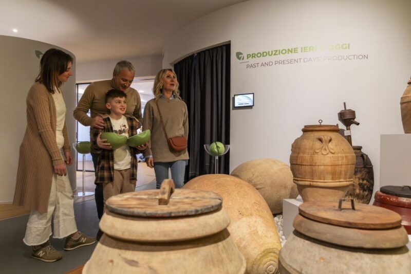 Oil Museum and Mill in Tuscany: interactive tour and tasting - Exploring the Oil Museum and Mill in Tuscany