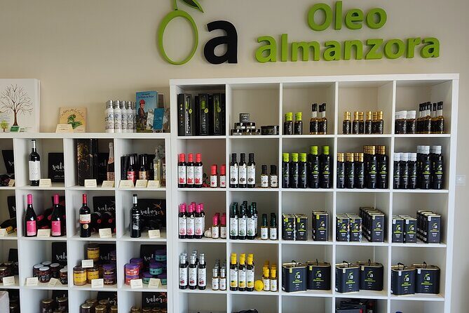 Oil tourism in Pulpí Discover the World of EVOO - First Impressions and Why This Tour Stands Out