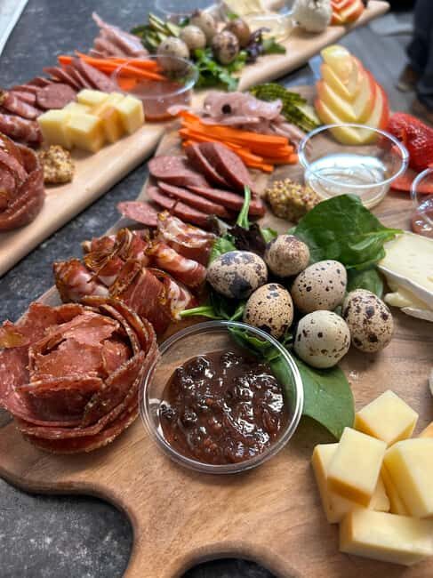 Okanagan Blackberry Fest; Wine Flights & Charcuterie Kelowna - Who Should Consider This Tour?