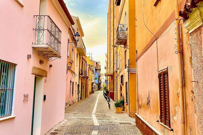 Olbia : Private Romantic Tuk-Tuk Tour - Exploring Olbia in a Private Tuk-Tuk