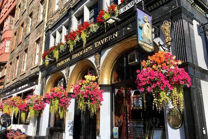 Old Edinburgh Private Walking Tour - The Sum Up