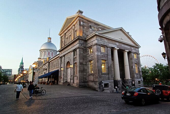 Old Montreal at Twilight Walking Tour Semi-Private - The Itinerary Breakdown: What to Expect