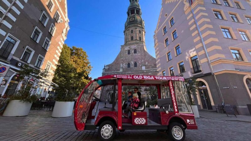 Old Riga Heated E-Bus Tour with Audio Guide & Mulled Wine - Who Is This Tour Perfect For?