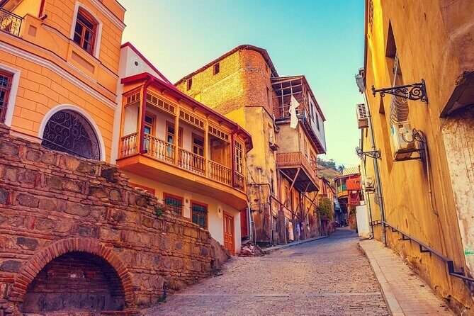Old Tbilisi Tour: Private Walking Tour With Wine Tasting - Who This Tour Is Perfect For