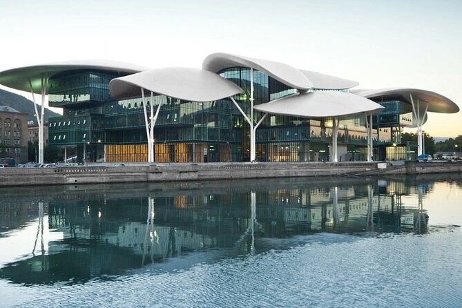 Old tbilisi walking tour & wine tasting - The Sum Up