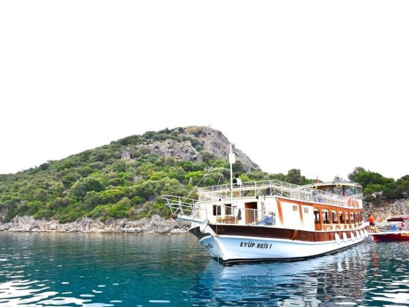 Ölüdeniz: Butterfly Valley Boat Trip with Buffet Lunch - Review Highlights from Guests