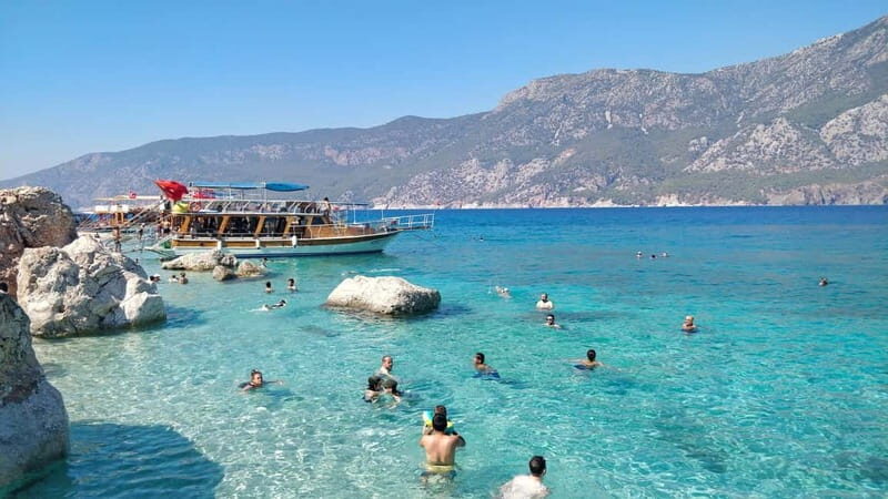 Oludeniz: Butterfly Valley, St. Nicholas Island incl. Lunch - Exploring Butterfly Valley