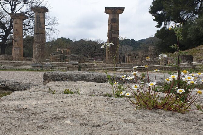 Olympia Skip-The-Lines private tour with official tourist guide - FAQ