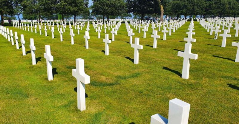 Omaha Beach and Colleville Cemetery Private Walking Tour - Authentic Experiences and Insights From Reviews