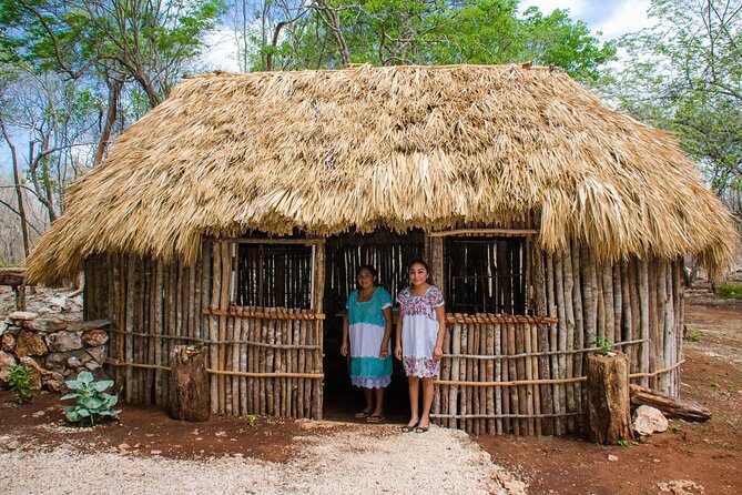 Oncelife experience of CHICHEN ITZA NIGHT SHOW. Cenote and Valladolid included. - Final Thoughts: Who Is This Tour Best For?