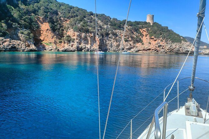One day excursion on a sailing boat in the Gulf of Alghero - Practical Details We Love