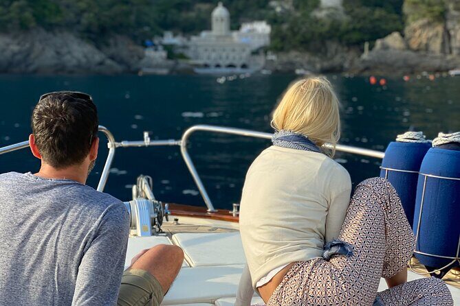 One Day Private Boat Tour in the Cinque Terre - FAQs