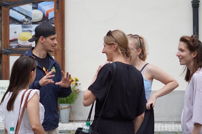 One Day See-it-All Prague Tour & River Boat Cruise with PragueWay - FAQs