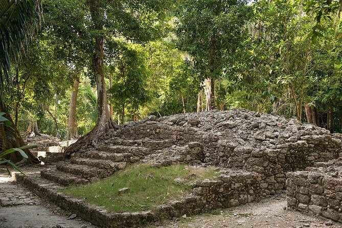 One Day Tour to Chacchoben Mayan City and Bacalar Lagoon with a Certified Guide - FAQ