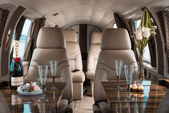 One hour Aerial Tour of Toronto and Niagara Falls with iflyTOTO - Deep Dive into the Itinerary