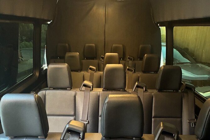 One - Way Transfer from Pier 66 to SeaTac international Airport - The Realities of the Experience: Insights from Reviews