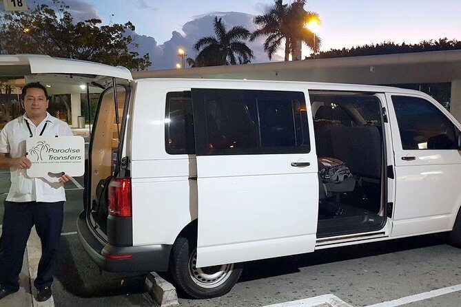 One Way Transfer to/from Cancun Airport to Akumal Zone up to 7 passengers - Key Points