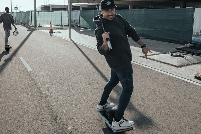 ONEWHEEL Experience Barcelona - Exploring the ONEWHEEL Experience in Barcelona